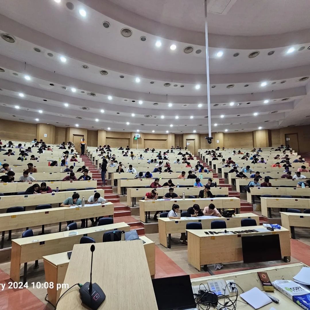 Maths & Physics Club